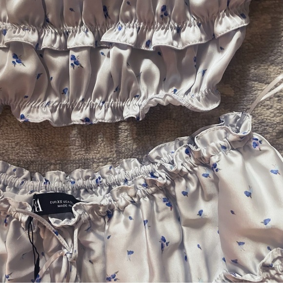 Zara | Skirts | Zara Floral Satin Matching Set | Poshmark